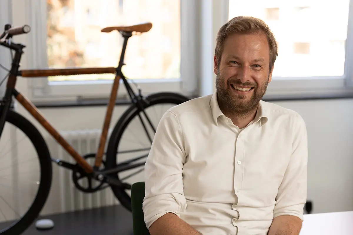 Ambitious goals for Hamburg – an interview with Dr Anjes Tjarks, Hamburg Minister for Transport ...